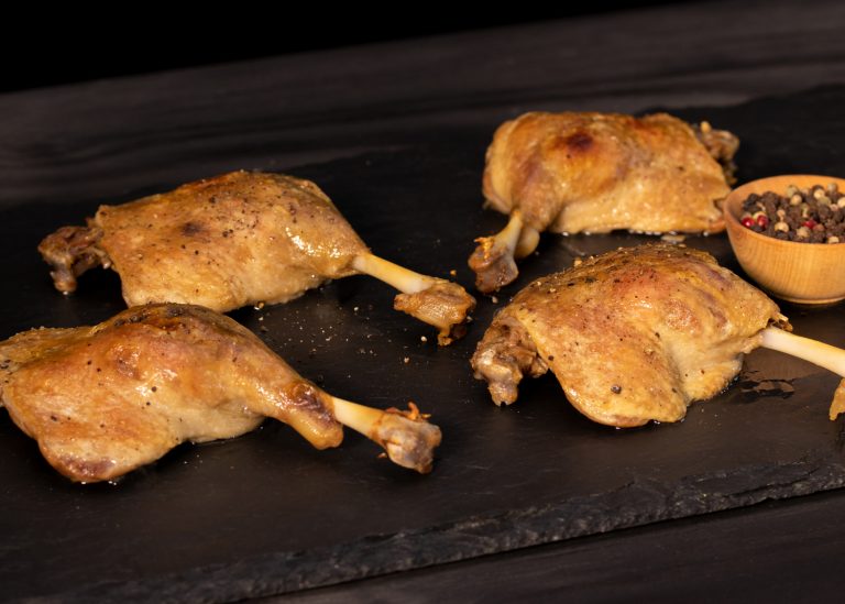 Duck legs confit cooking method - Canards du Lac Brome